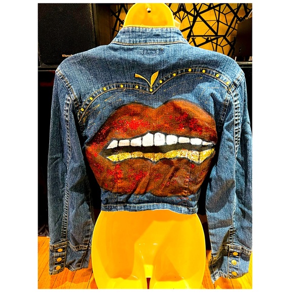 Apple Bottoms | Jackets & Coats | Hand Painted Red Shimmer Lips With ...